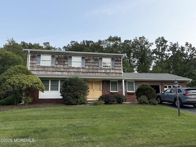 29 Meadowbrook Dr, Howell, NJ 07731