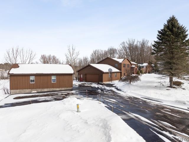 29 Meadowbrook Lane