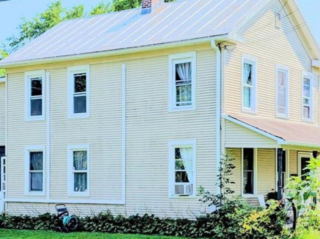 29 N Vernon St, Athens, NY 12015