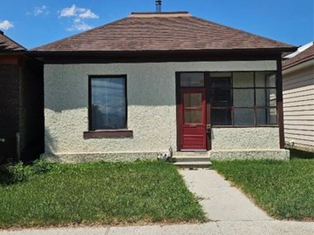 29 N Washington St, Dillon, MT 59725