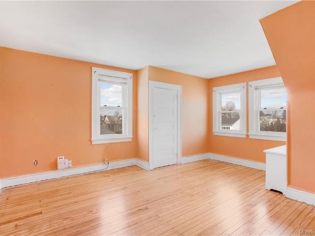 29 Neptune Avenue 3rd Floor