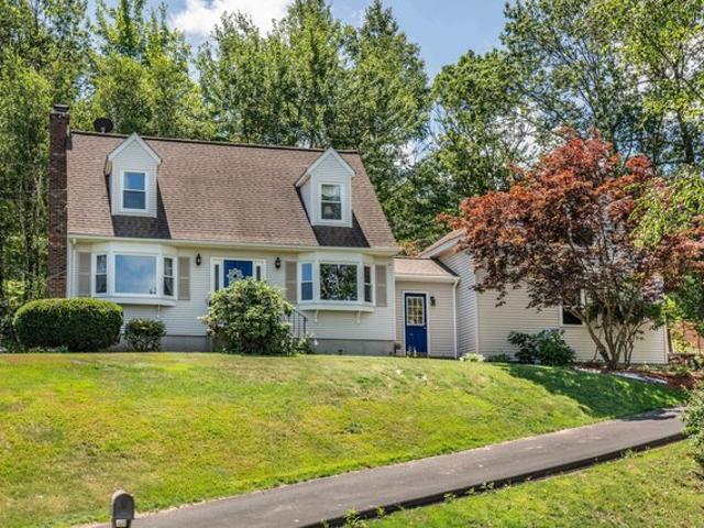 29 Northmont Rd Ext, Bristol, CT 06010