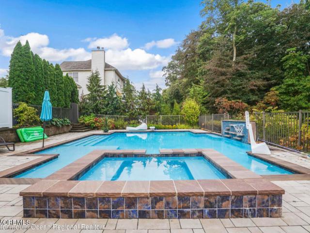 29 Northwoods Road