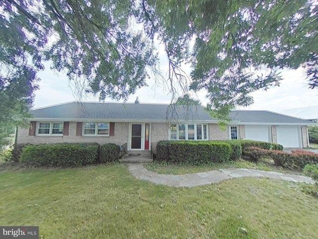 29 Oberholtzer Rd, Elizabethtown, PA 17022