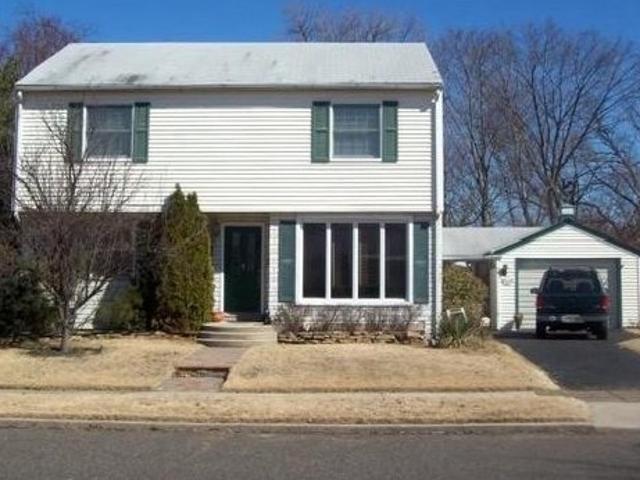 29 Overbrook Ave, Maple Shade, NJ 08052