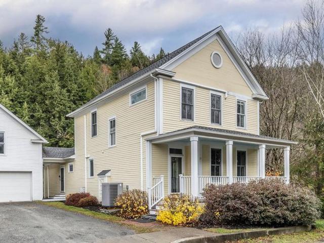 29 Palisades Ln Unit 130, Stowe, VT 05672