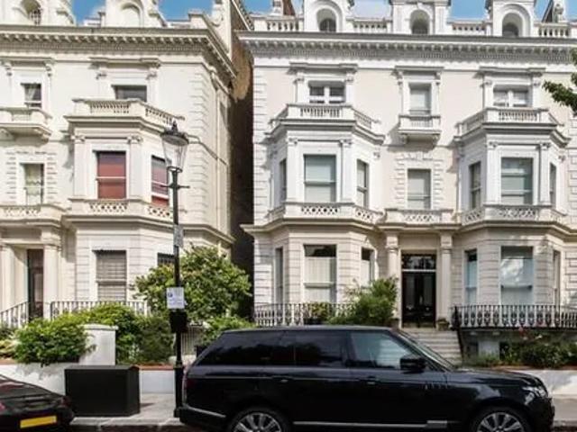 29 Pembridge Square, London, W2 4DS, United Kingdom | Studio apartment for rent #140225819 | Rentberry