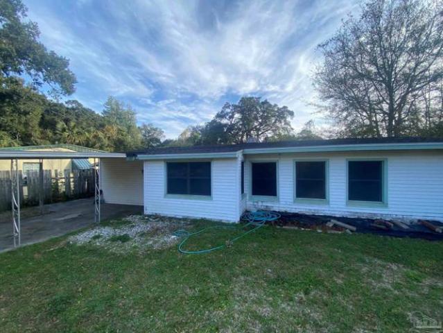 29 Pen Haven Dr, Pensacola, FL 32506