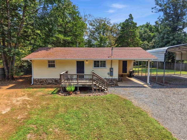29 Pine Needle Rd