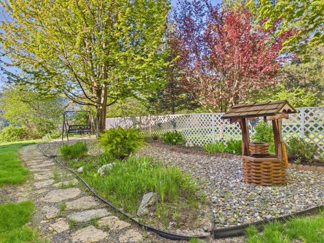 29 Pinecone Park Lane
