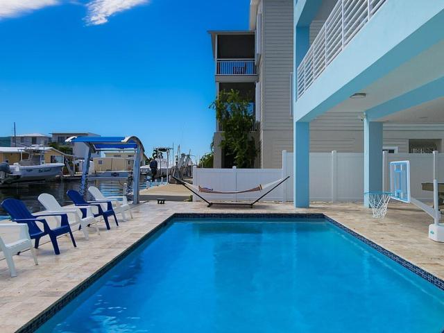 29 Pigeon Dr, Key Largo, FL 33037 | MLS #619639 | Compass