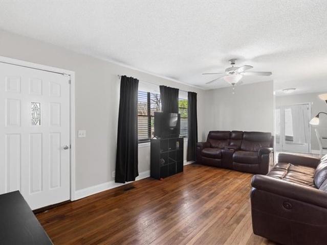 29 Polk Cir, Fort Oglethorpe, GA 30742