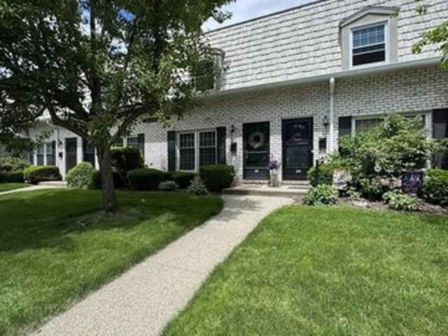 29 Plantation Dr Unit 29, Agawam, MA 01001