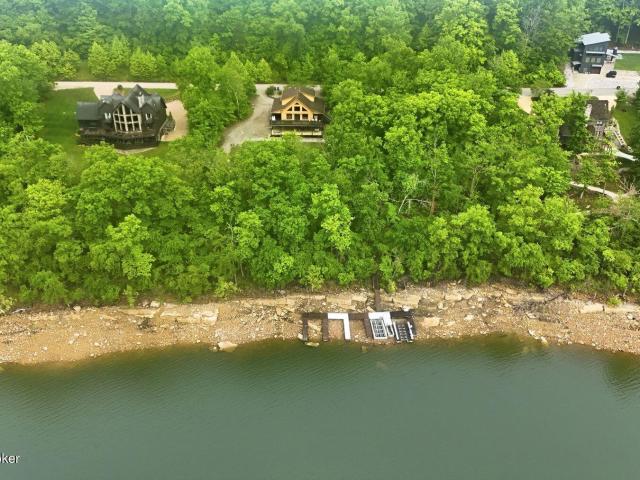 29 River Run Rd
