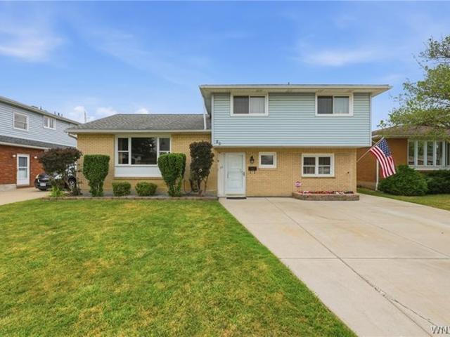 29 Rosemead Ln, Buffalo, NY 14227