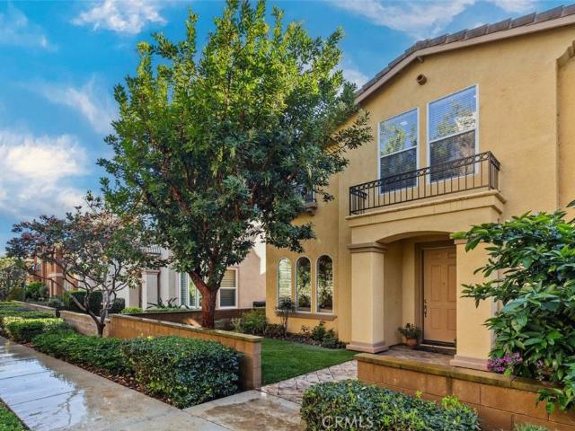 29 Roseville, Irvine, CA 92602 | MLS #OC26062 | Compass