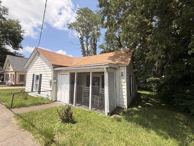 29 S Main St, Dry Ridge, KY 41035
