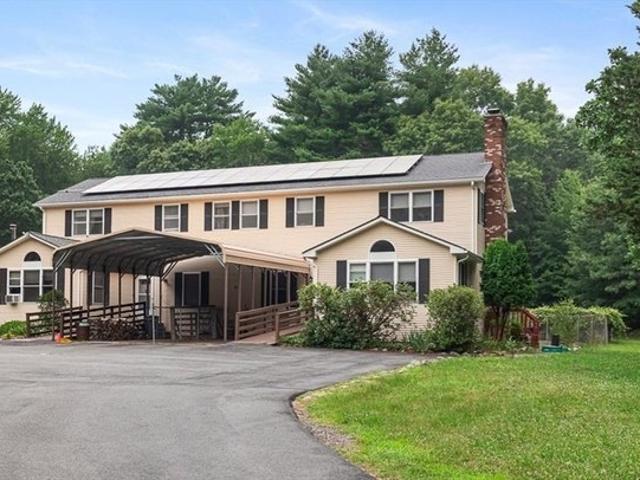 29 Sammys Ln, Freetown, MA 02702