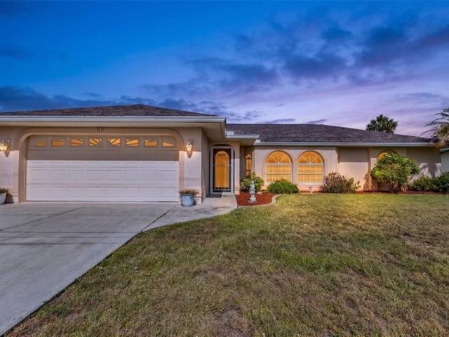 29 Seasons Dr, Punta Gorda, FL 33983