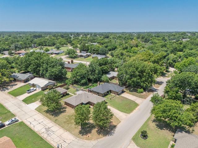 29 Sequoyah Boulevard