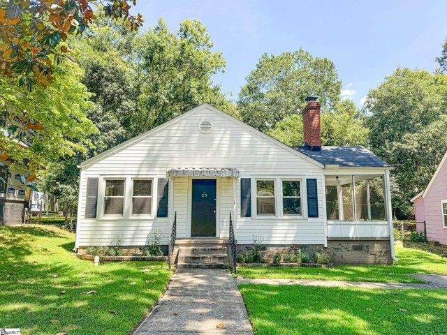 29 Skyland Dr, Greenville, SC 29607