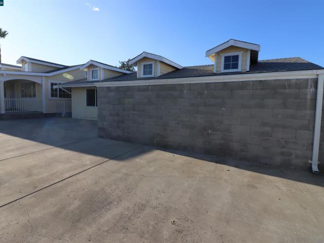 29 Solano Ave