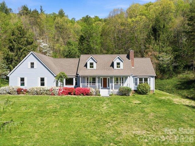 29 Small Mountain Dr, Asheville, NC 28805