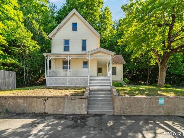 29 Sprague St, Waterbury, CT 06704