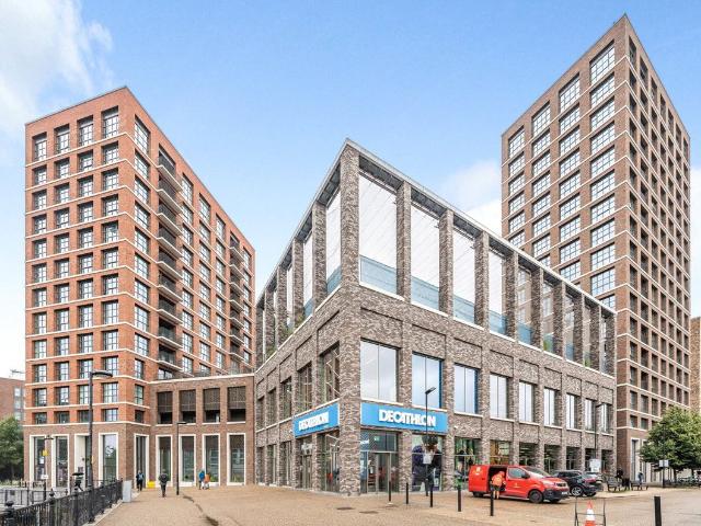 29 Surrey Quays Road, London SE16, 1 bed flat to rent, £2,195 pcm | PrimeLocation