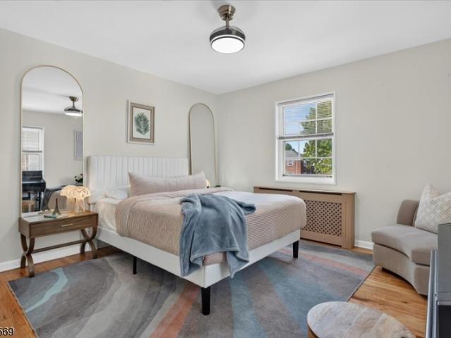 29B W Roselle Ave # B