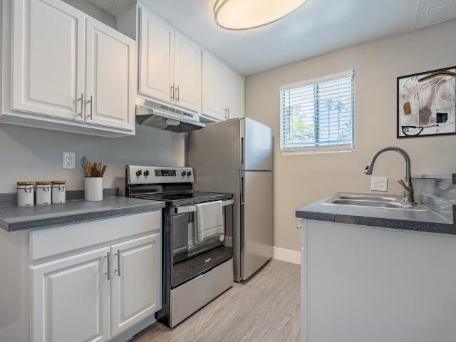 29Hundred Apartments Studio Apartment for Rent at 2900 E Ramon Rd, Palm Springs, CA 92264