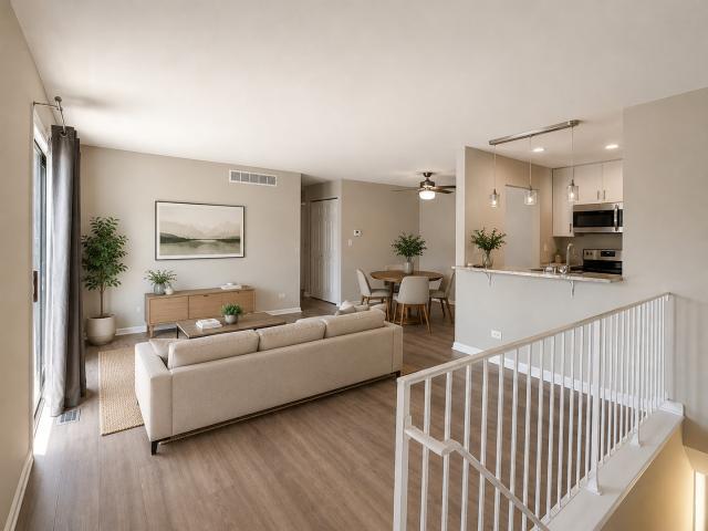 29W603 Winchester Circle # 4