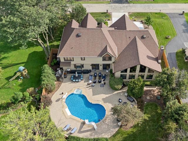 29W280 HARTMAN Drive