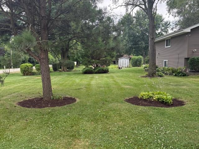 29W313 Ray Avenue