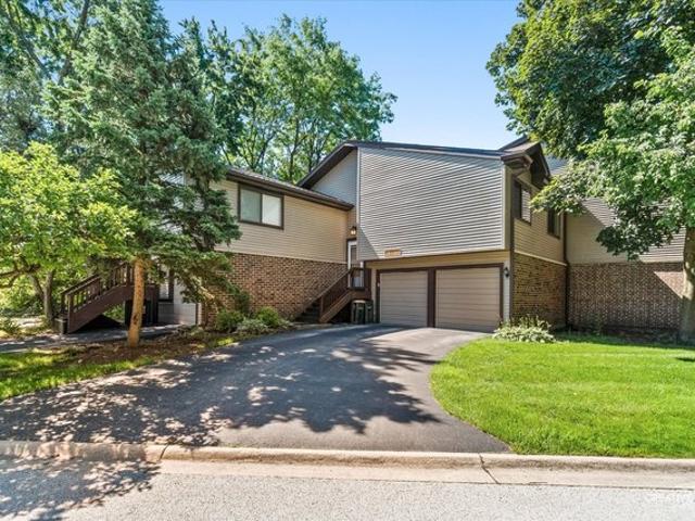29W365 Thornwood Ln Unit 365, Warrenville, IL 60555