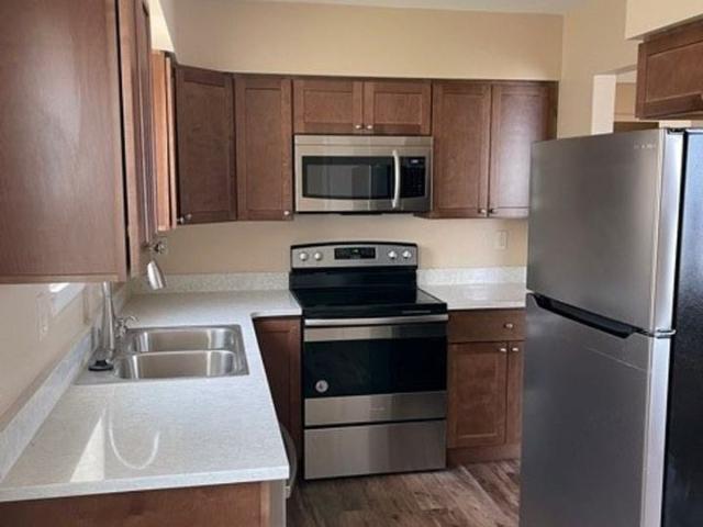 2 MUM 2 Bedroom Apartment for Rent at 2 Mumford Pl, Longmont, CO 80501