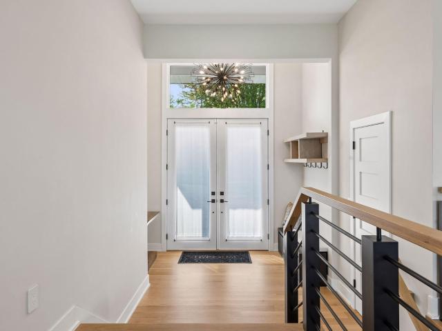 2 Maclynn Road