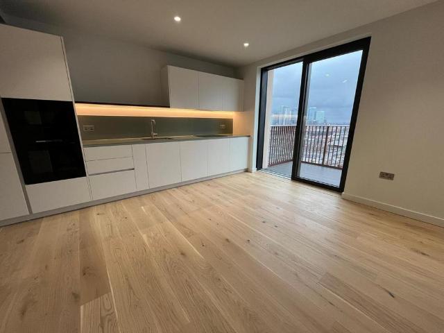 2 Mabyn Lane, London SE10 1 bed flat to rent £2,050 pcm £473 pw