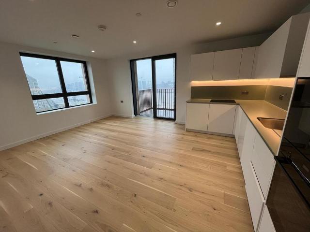 2 Mabyn Lane, London SE10 1 bed flat to rent £2,500 pcm £577 pw