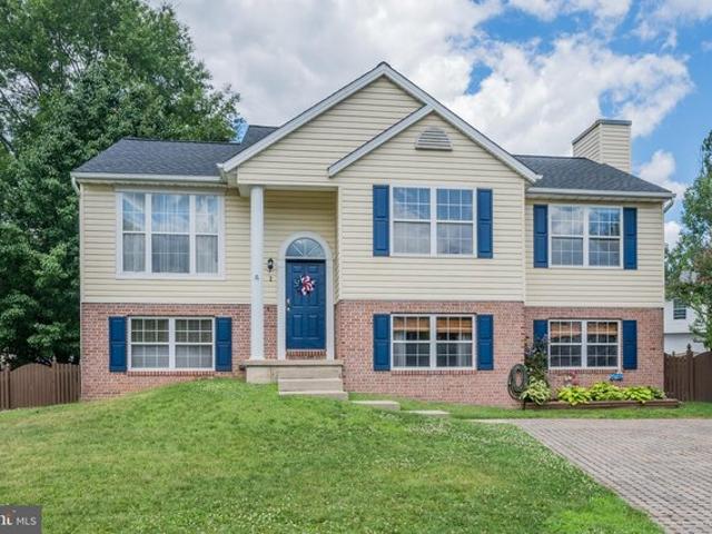 2 Mainsail Ct, Baltimore, MD 21220