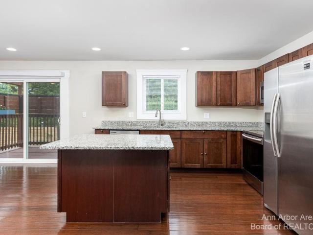 2 Maple Village Ct