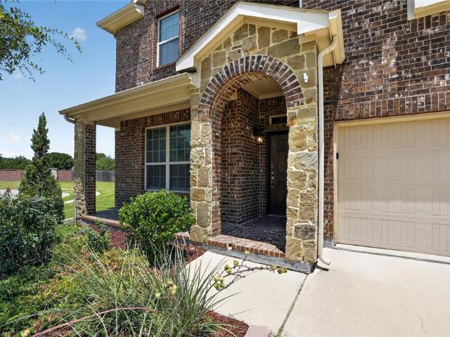 2 Mapleridge Drive