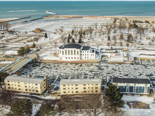 2 Marine Drive #6