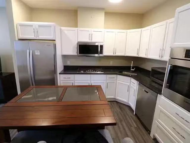 2 Mayflower Ave #1D, Middleboro, MA 02346