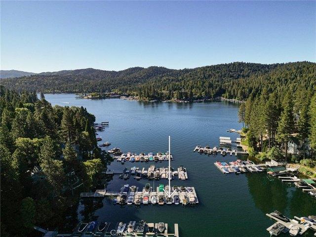 2 Mbm Slip 14, Lake Arrowhead, CA 92352