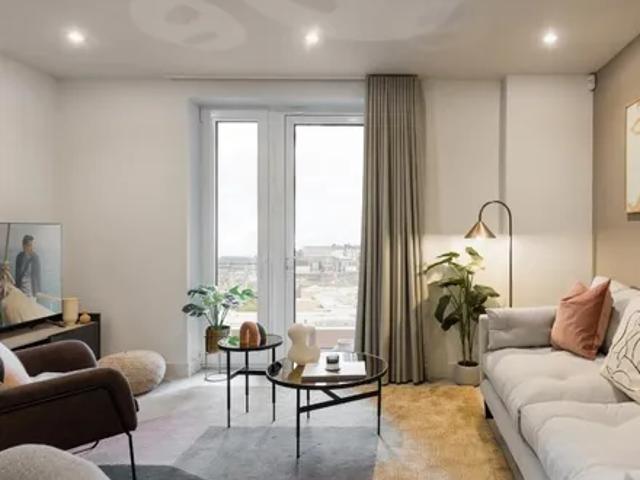 2 McEwan Walk, City of Edinburgh, EH3 8FQ, United Kingdom | 3 bed duplex for rent #139266767 | Rentberry