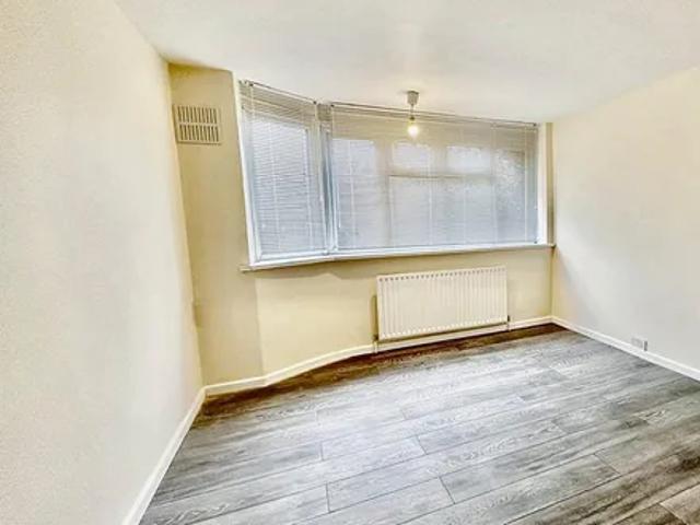 2 Meadway, Barnet Vale, London, EN5 5LD, United Kingdom | 2 bed apartment for rent #129395749 | Rentberry