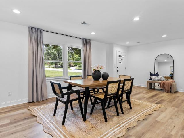 2 Melbourne Lane