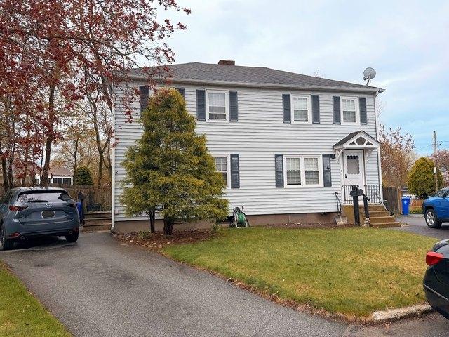 2 Merrow St, Manchester, NH 03104