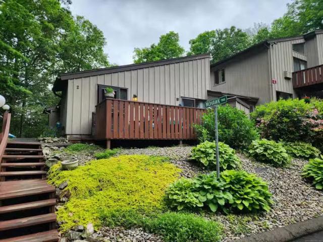 2 MOHAWK TRL # 2, GUILFORD, CT 06437 Condo/Townhome For Sale.